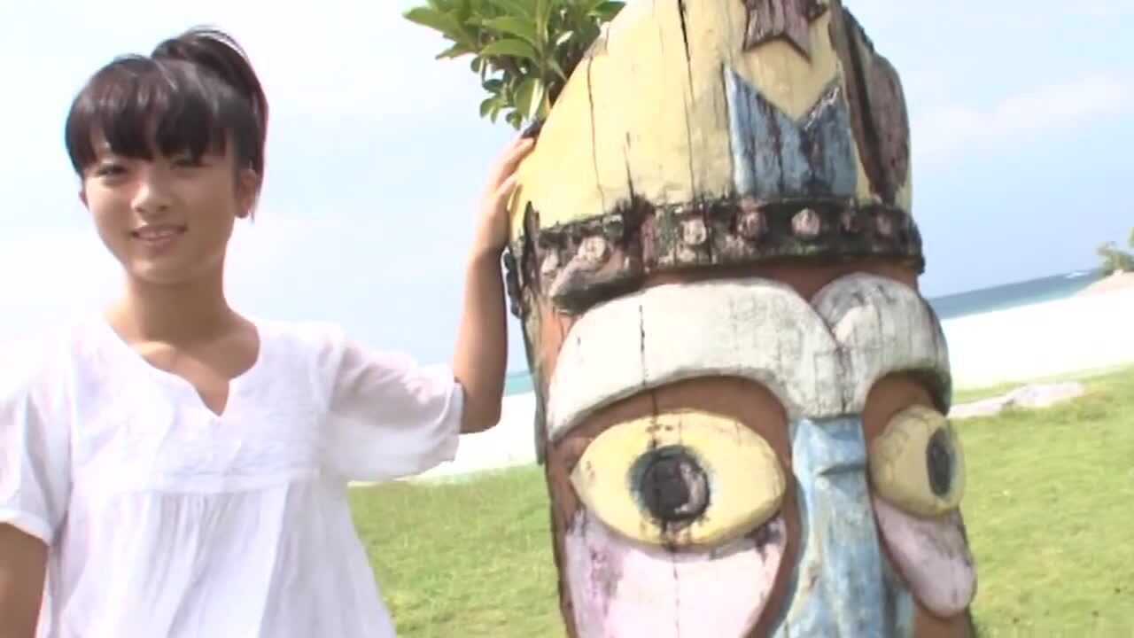 【穴沢明子】TreasureBox Vol.18: ぎりぎりジュニアアイドル